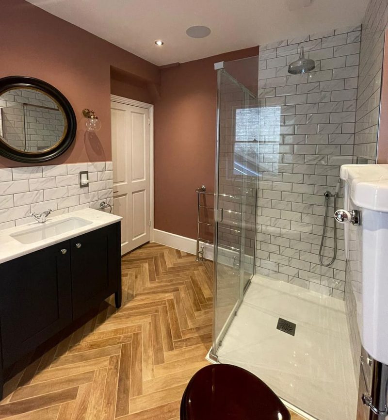 Traditional Bathroom Renovation in Greenwich - Hugo Oliver